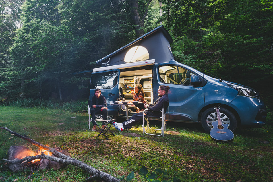 Location Van Aménagé 5 Places - Campervan Renault Hanroad